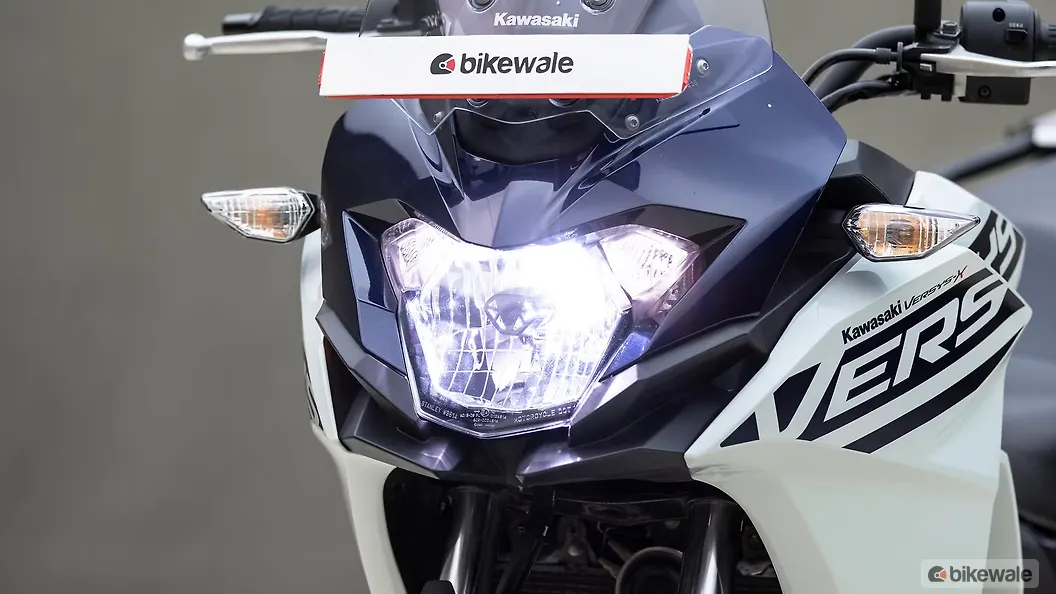 Kawasaki Versys-X 300 [2025] Head Light Image – BikeWale