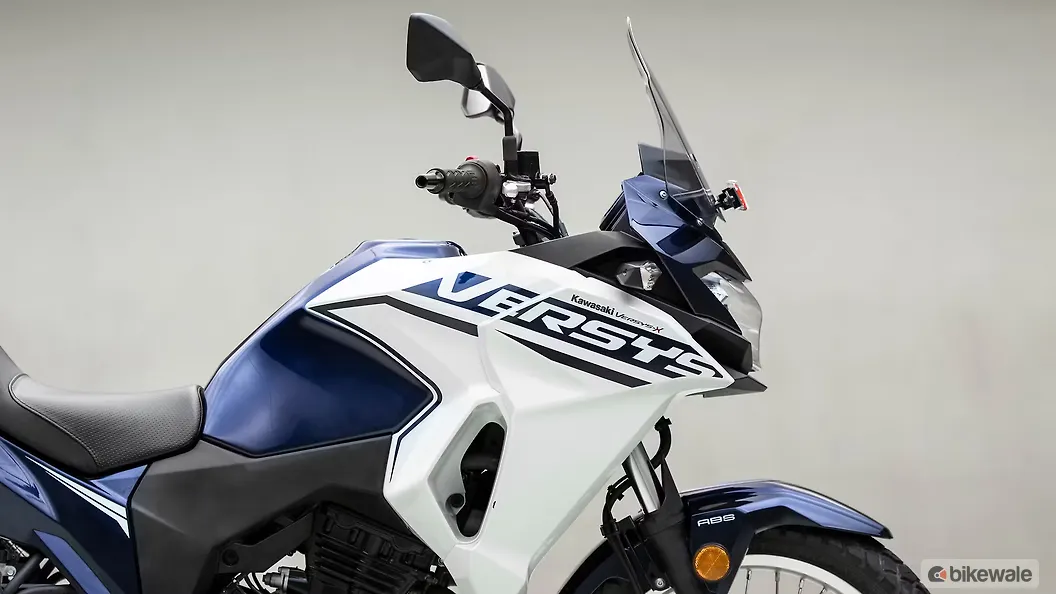 Kawasaki Versys-X 300 Head Light Image – BikeWale