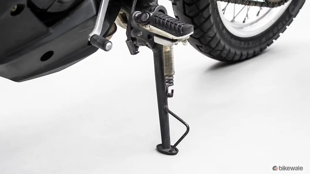 Kawasaki Versys-X 300 [2025] Side Stand Image – BikeWale