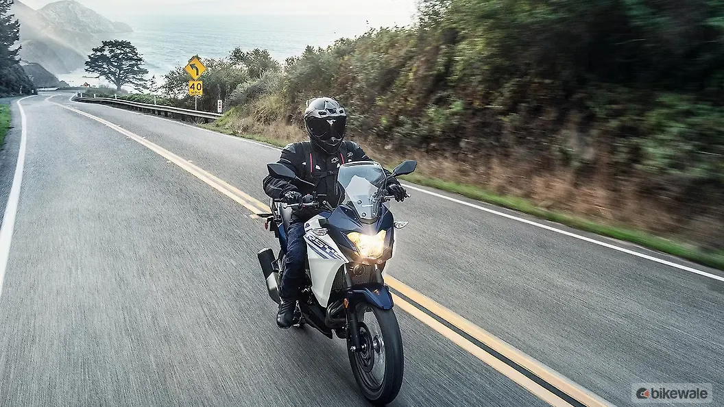 Kawasaki Versys-X 300 Right Front Three Quarter Image – BikeWale