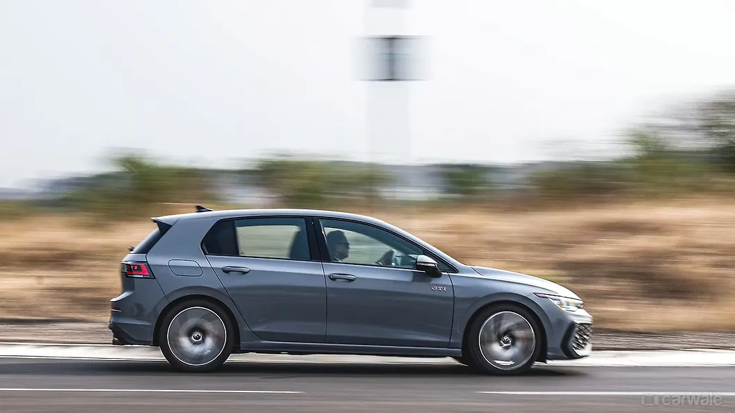 Golf GTI Right Side View Image, Golf GTI Photos in India - CarWale