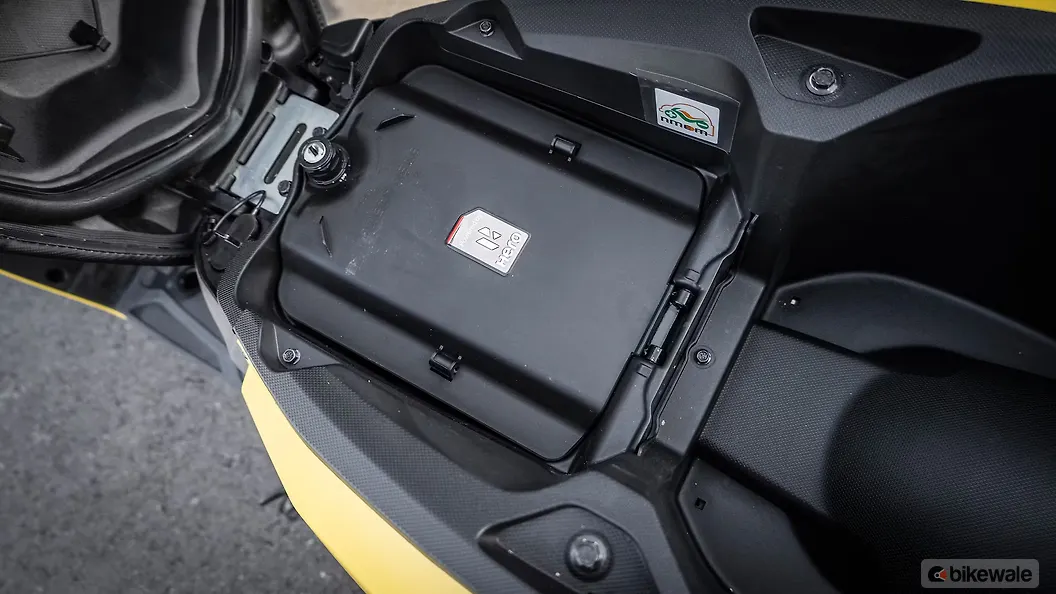 VIDA VX2 Front Glove Box Image – BikeWale