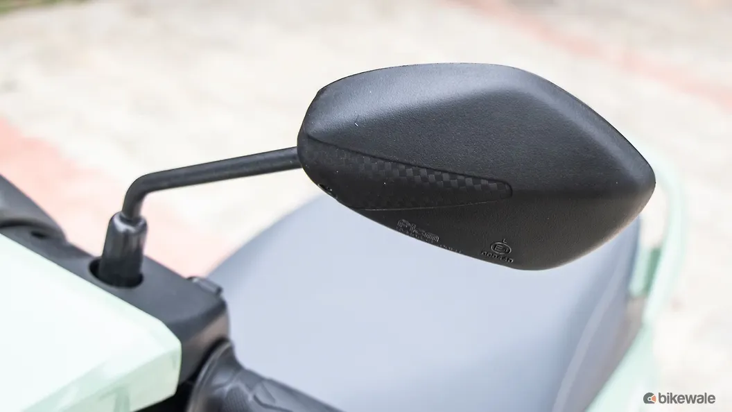 Suzuki E Access Rear View Image – BikeWale