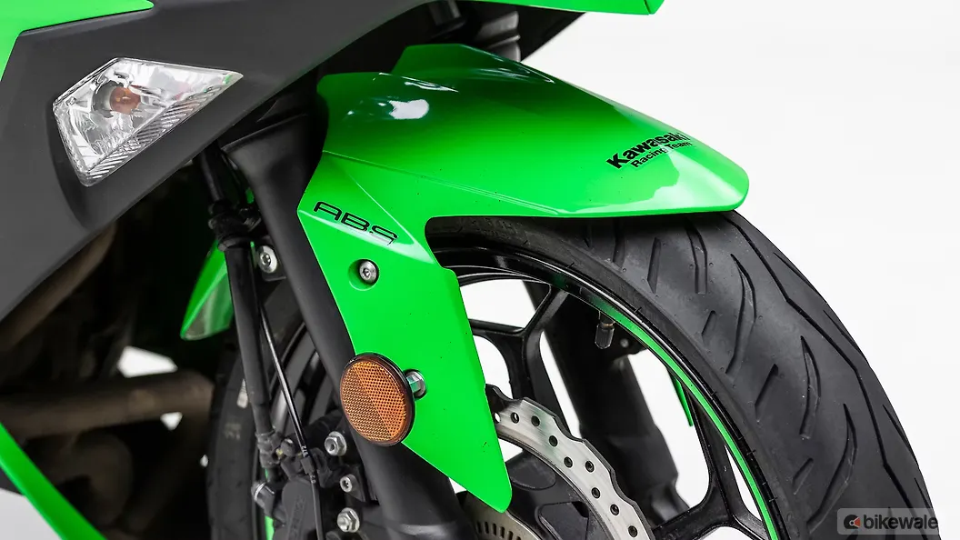 Kawasaki Ninja 300 Front Suspension Image – BikeWale