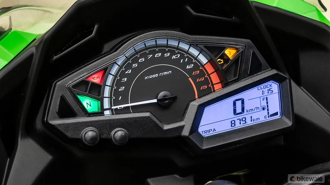 Kawasaki Ninja 300 Front View Image – BikeWale