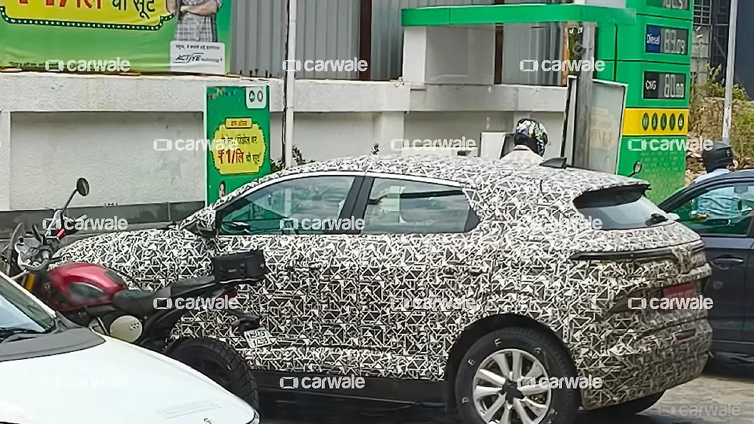 VF 6 Left Side View Image, VF 6 Photos in India - CarWale