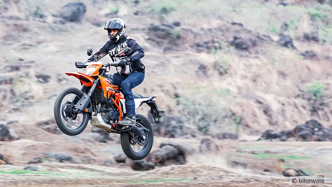 KTM 390 Enduro R Right Side View Image – BikeWale