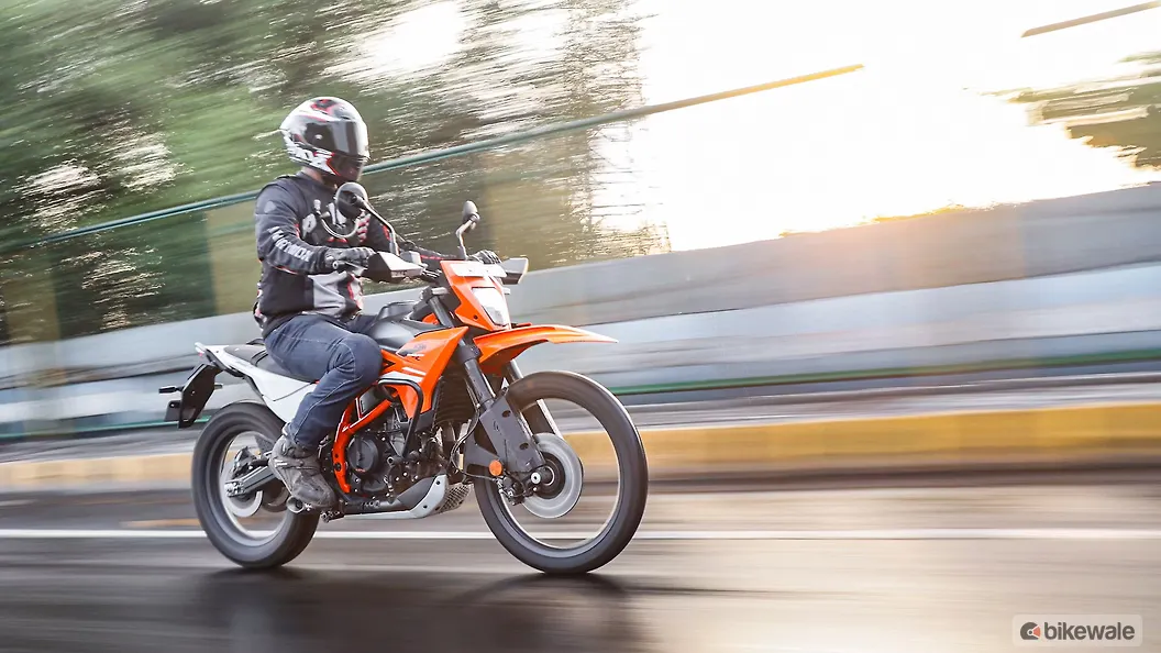 KTM 390 Enduro R Right Side View Image – BikeWale