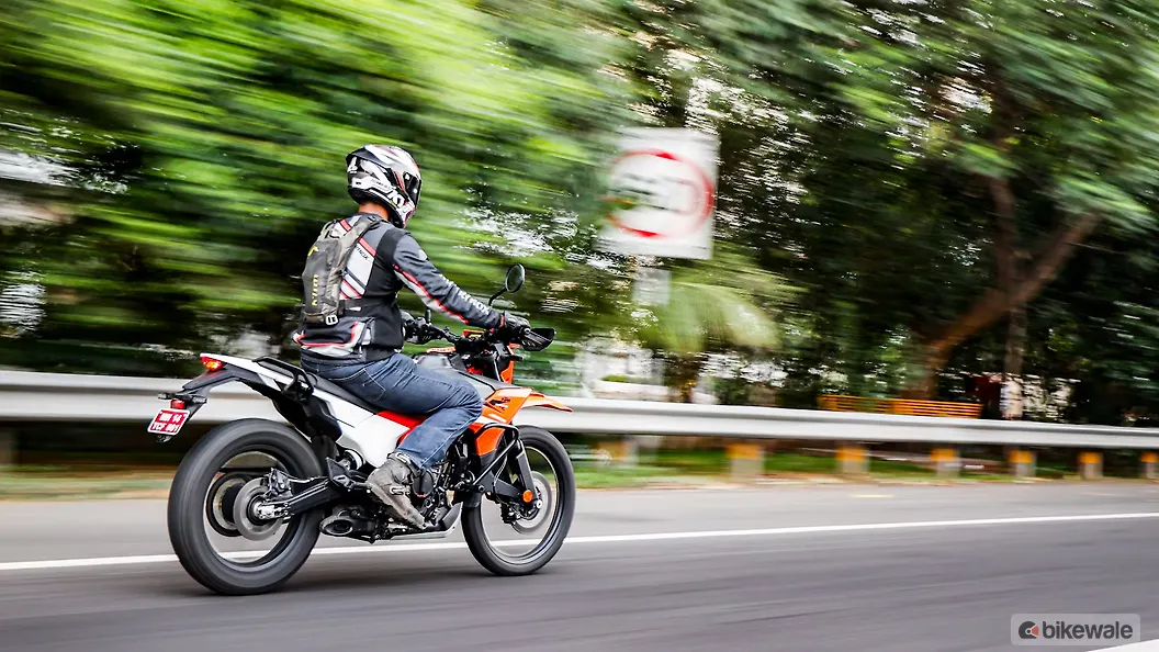 KTM 390 Enduro R Right Side View Image – BikeWale