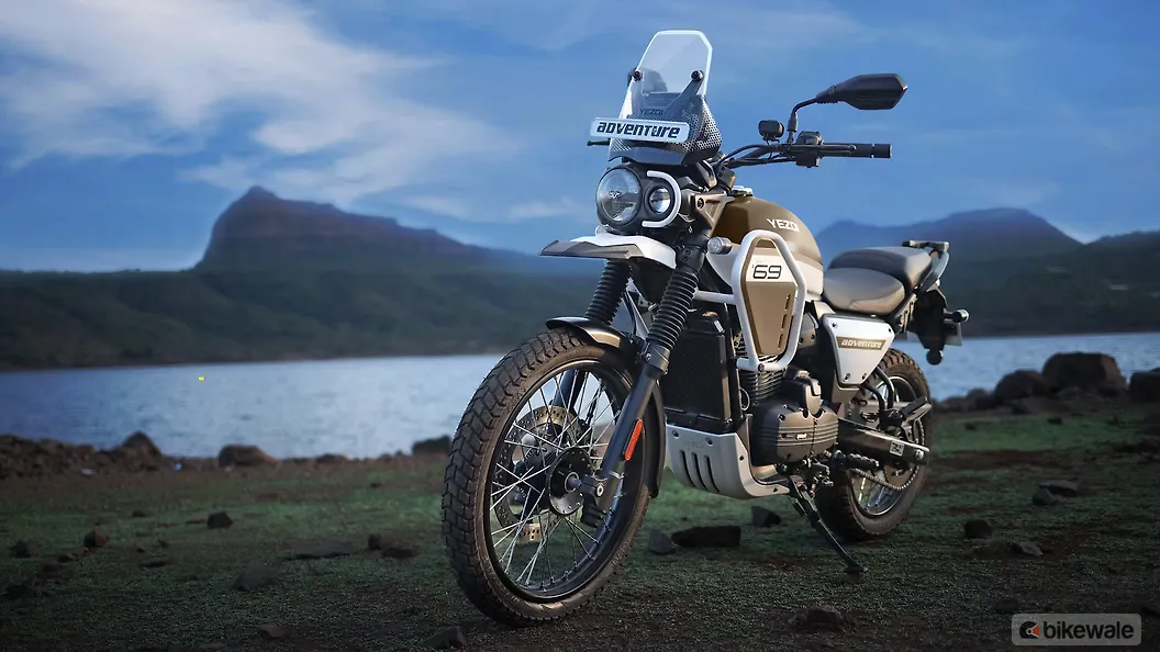 Yezdi Adventure Right Side View Image – BikeWale