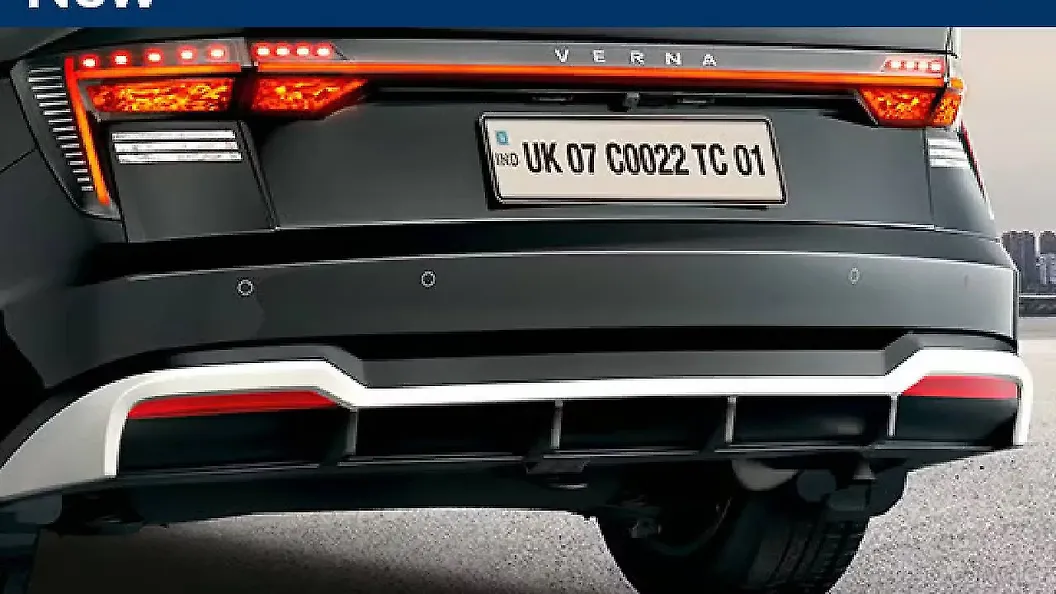 Verna Daytime Running Lamp (DRL) Image, Verna Photos in India - CarWale
