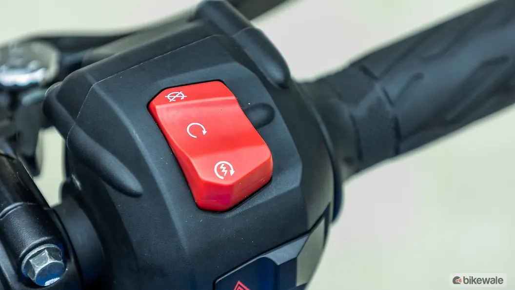 Suzuki GSX-8R Kill Switch Image – BikeWale