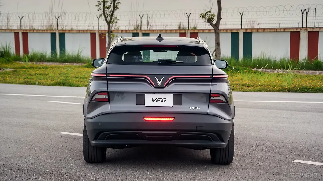 VF 6 Rear View Image, VF 6 Photos in India - CarWale