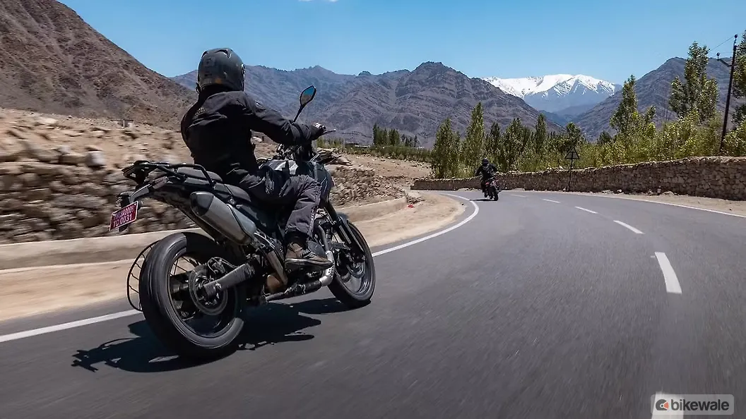 Royal Enfield Himalayan 750 Right Rear Three Quarter Image – BikeWale