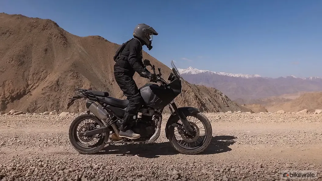Royal Enfield Himalayan 750 Right Side View Image – BikeWale