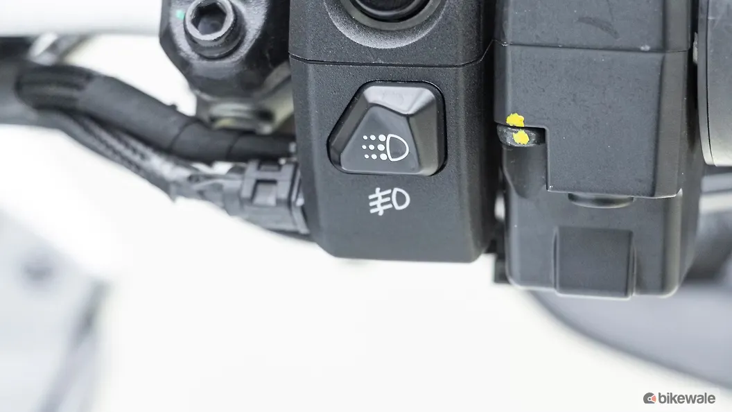 Ducati Multistrada V4 [2024] Daytime Running Lamp Switch Image – BikeWale