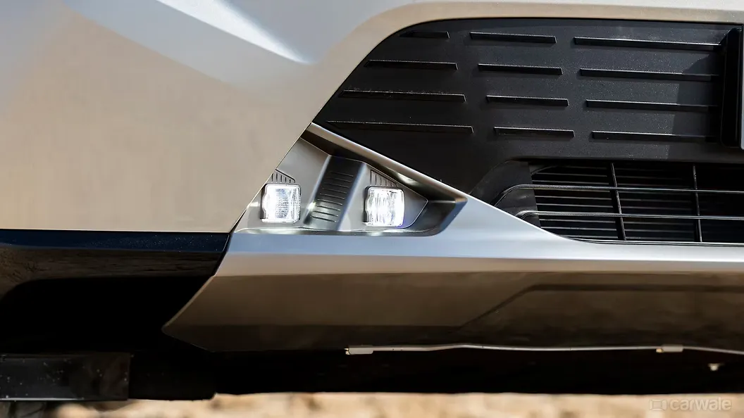 XUV 7XO Front Door Handle Image, XUV 7XO Photos in India - CarWale