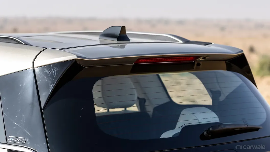 XUV 7XO Rear Bumper Image, XUV 7XO Photos in India - CarWale