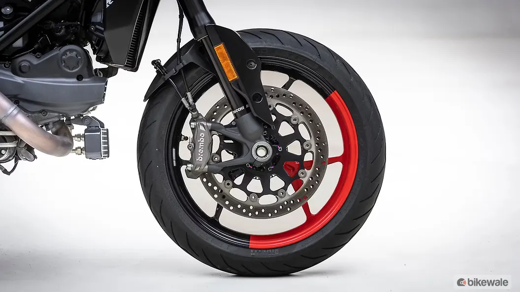 Ducati Hypermotard 950 Front Alloy Wheel Image – BikeWale