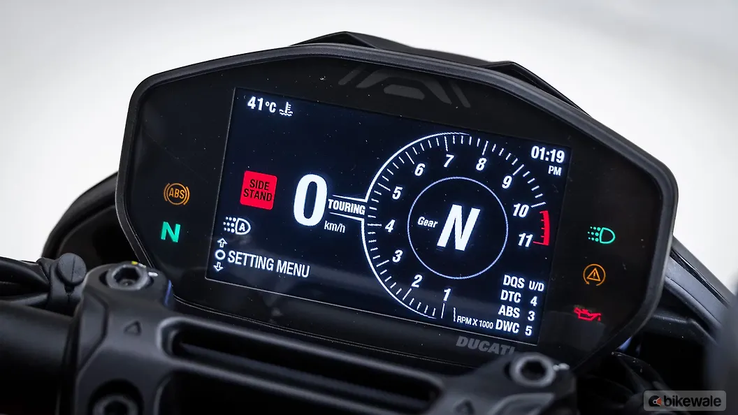 Ducati Hypermotard 950 Clock Image – BikeWale