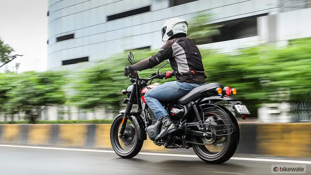 Royal Enfield Hunter 350 Right Side View Image – BikeWale