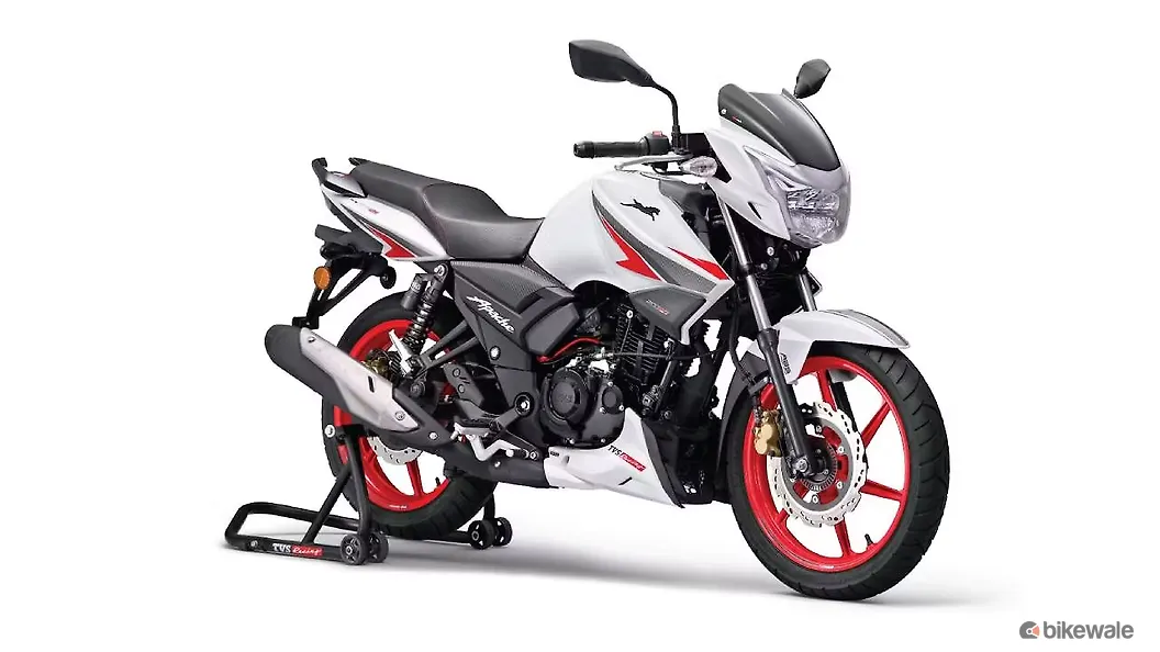 TVS Apache RTR 160 Right Front Three Quarter Image – BikeWale