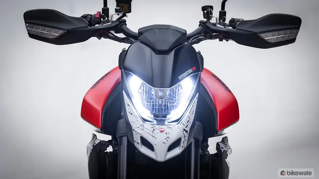 Ducati Hypermotard 950 Front View Image – BikeWale