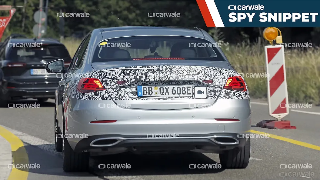 Mercedes-Benz C-Class Images - C-Class Interior & Exterior Photo ...