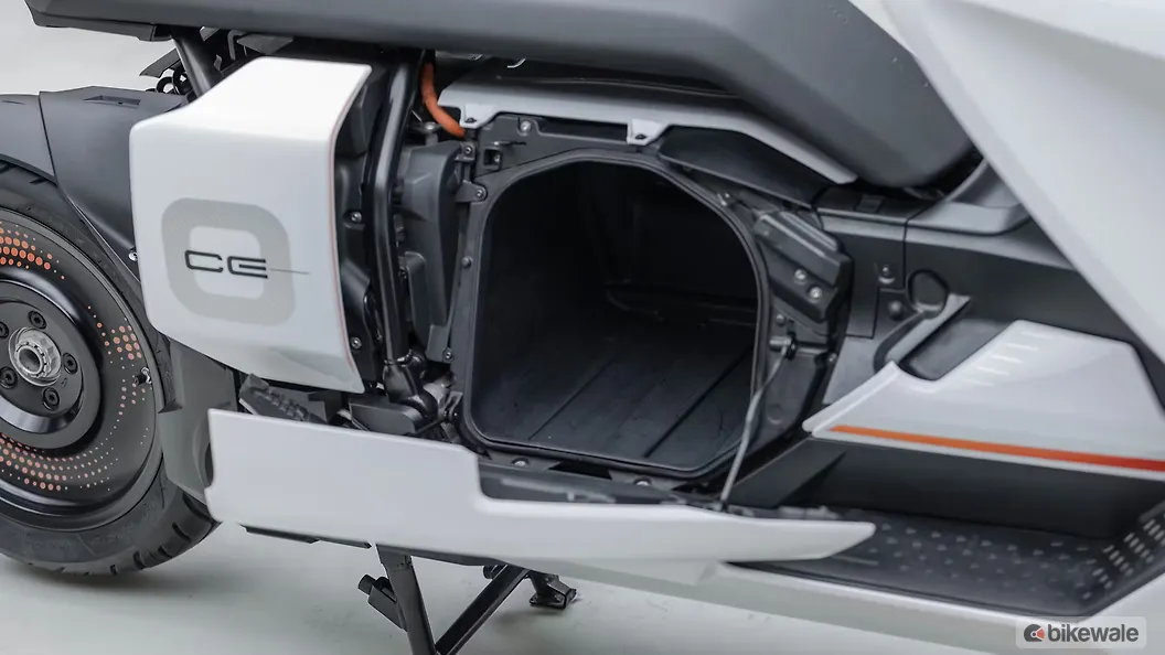 BMW CE 04 Right Side Body Panel Image – BikeWale