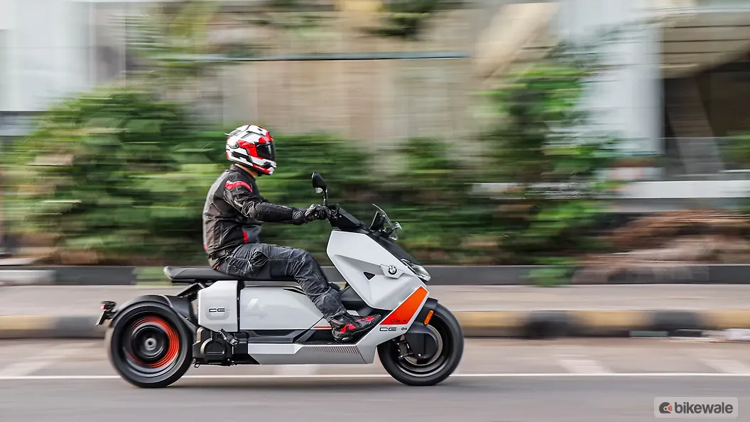 BMW CE 04 Right Side View Image – BikeWale