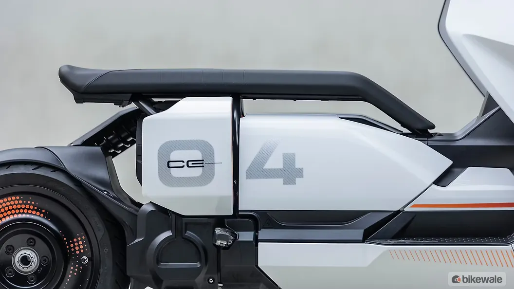 BMW CE 04 Right Side View Image – BikeWale