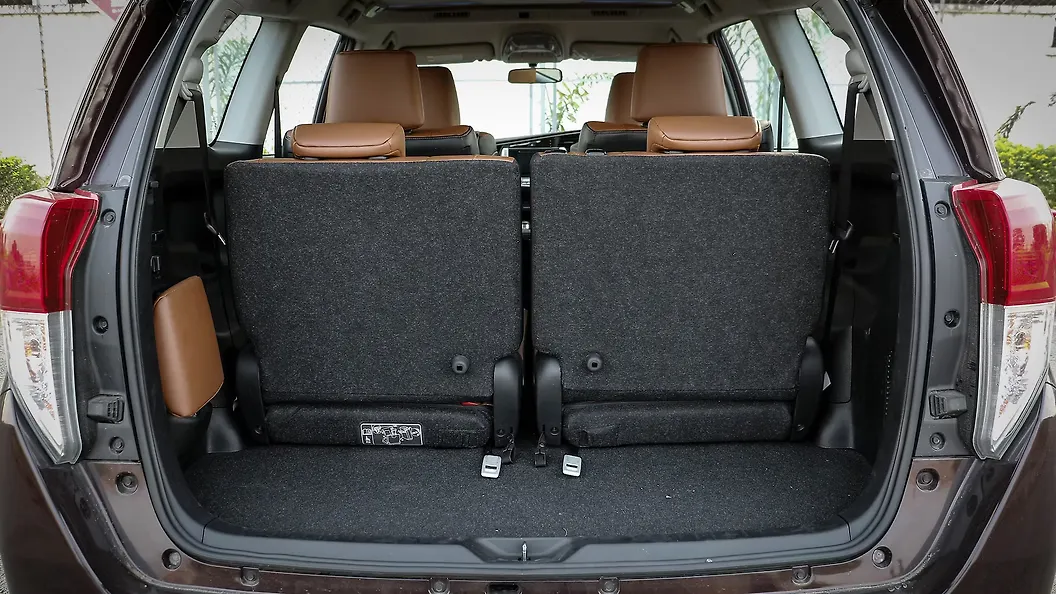 Toyota Innova Crysta Images, Interior & Exterior Photo Gallery - CarWale