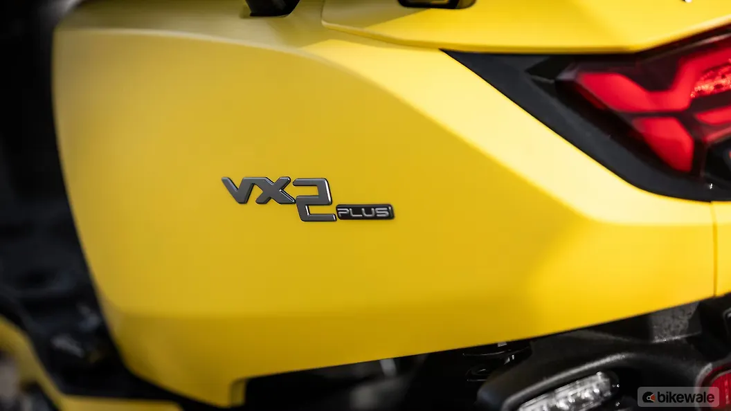 VIDA VX2 Right Front Three Quarter Image – BikeWale