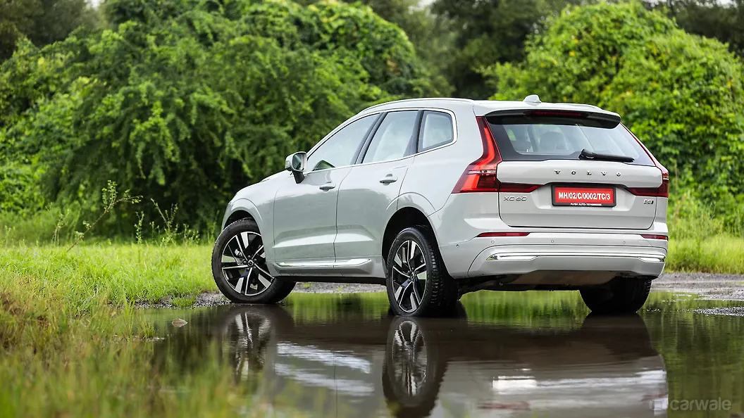 XC60 Left Front Three Quarter Image, XC60 Photos in India - CarWale