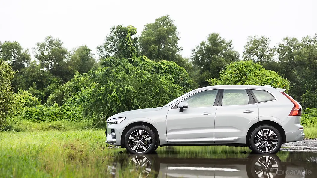 XC60 Front View Image, XC60 Photos in India - CarWale