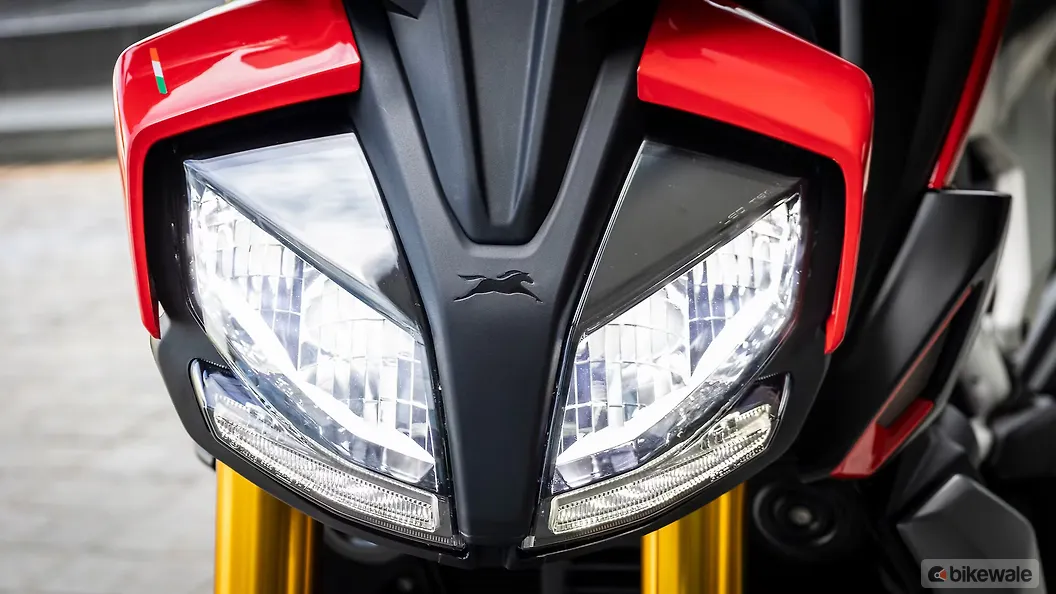 TVS Apache RTR 310 [2023-2024] Pillion Footrest Image – BikeWale