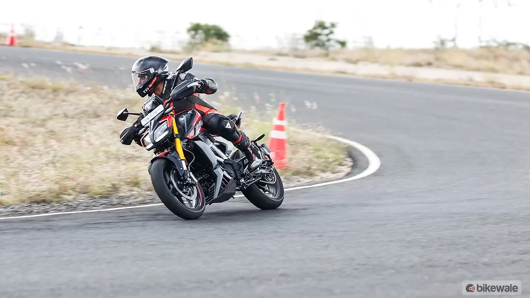 TVS Apache RTR 310 Left Front Three Quarter Image – BikeWale