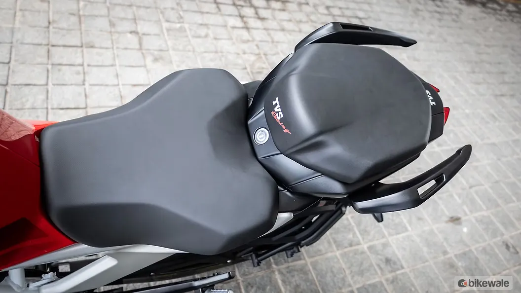 TVS Apache RTR 310 [2023-2024] Bike Seat Image – BikeWale