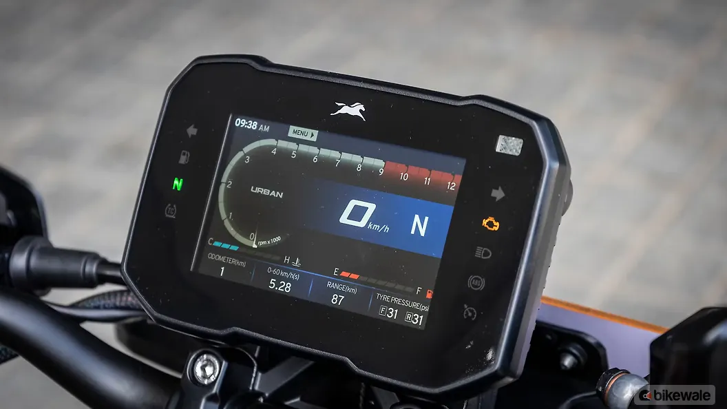 TVS Apache RTR 310 TFT / Instrument Cluster Image – BikeWale