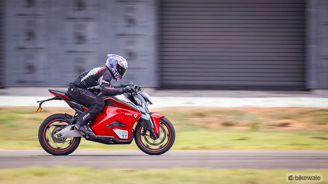 Ultraviolette F77 Mach 2 Right Side View Image – BikeWale