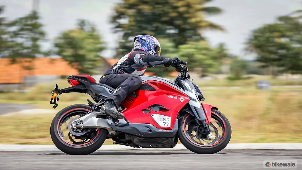 Images of Ultraviolette F77 Mach 2 | Photos of F77 Mach 2 - BikeWale