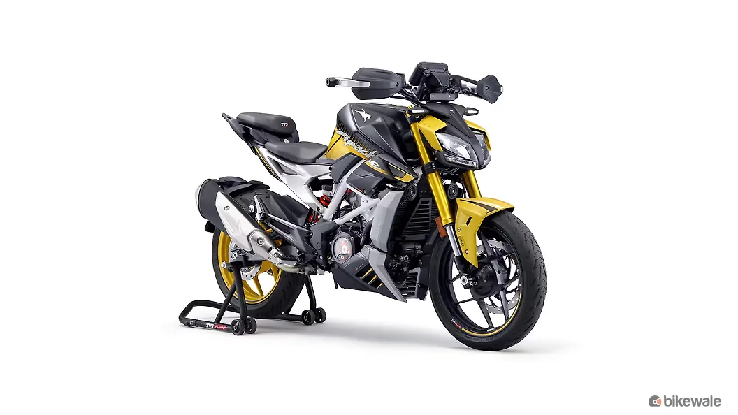 TVS Apache RTR 310 Right Front Three Quarter Image – BikeWale