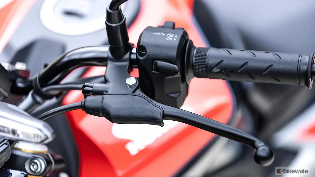Honda CB 125 Hornet Horn Button Image – BikeWale
