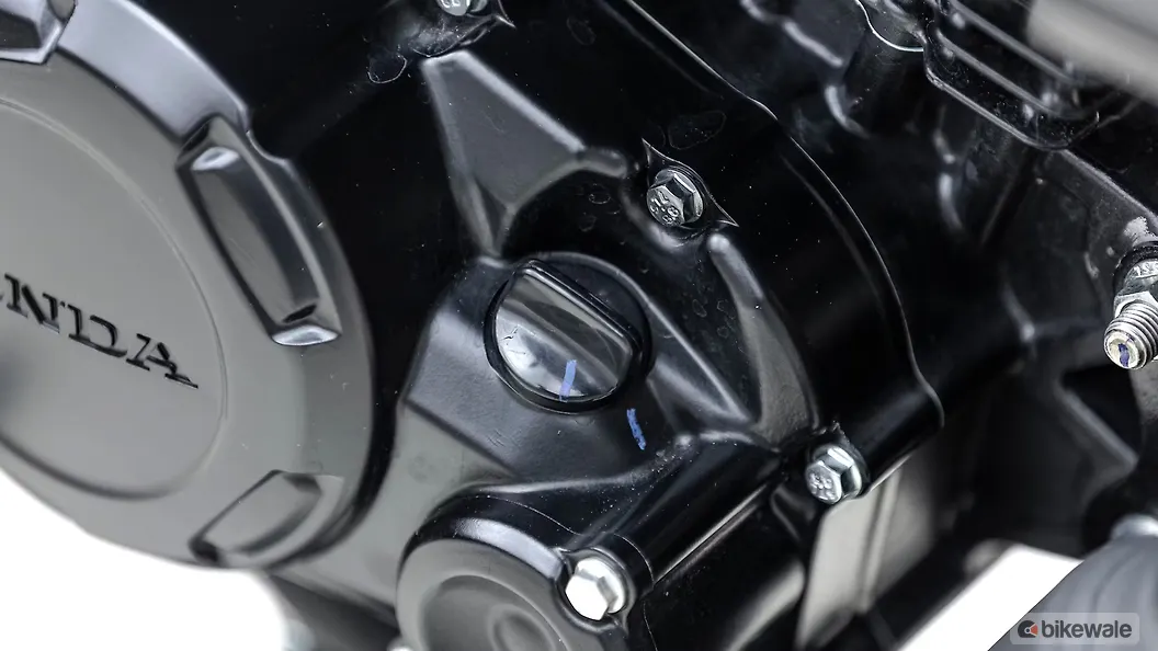 Honda CB 125 Hornet Oil Cap/Dipstick Image – BikeWale