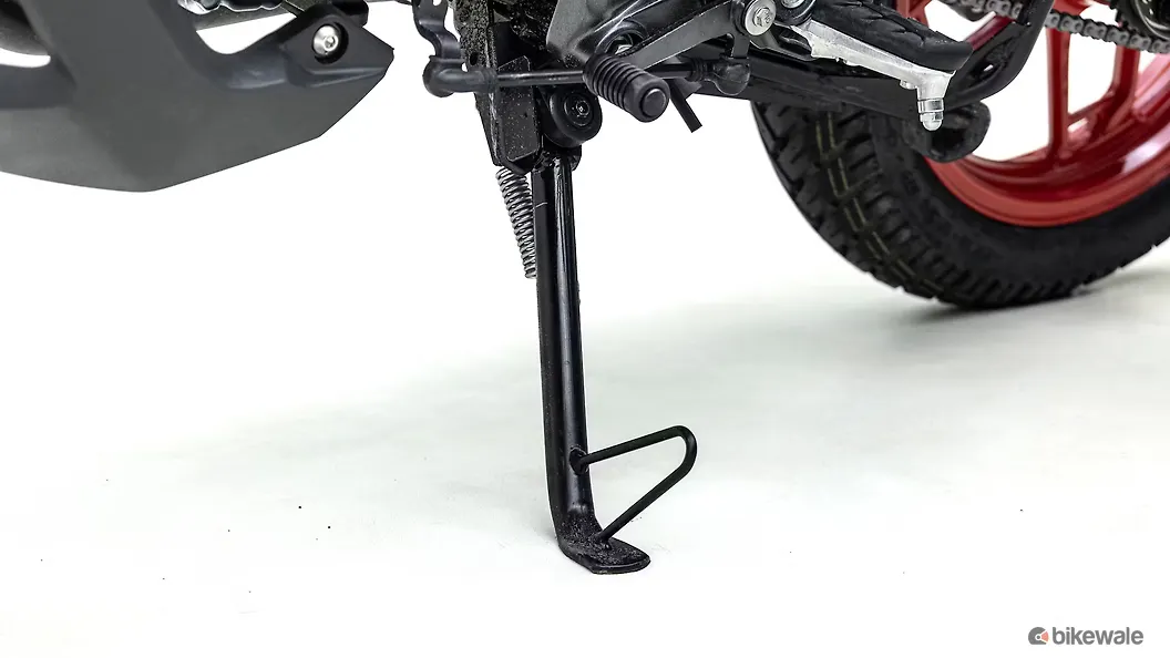 Honda CB 125 Hornet Side Stand Image – BikeWale