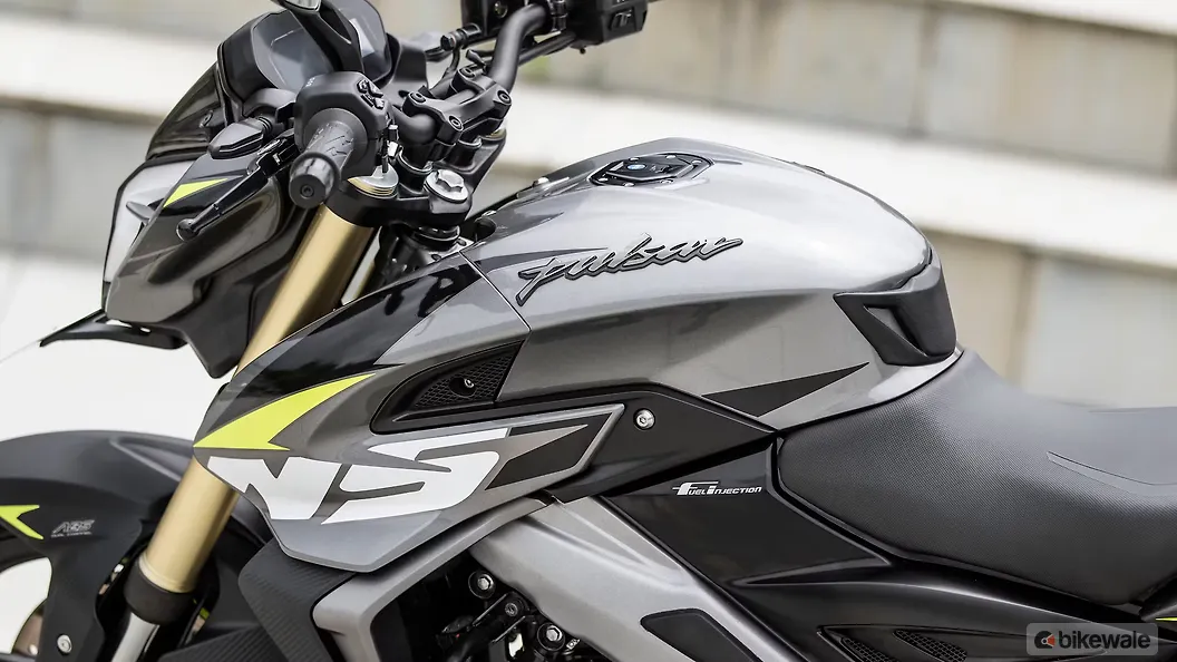 Bajaj Pulsar NS400Z Fuel Tank Image – BikeWale