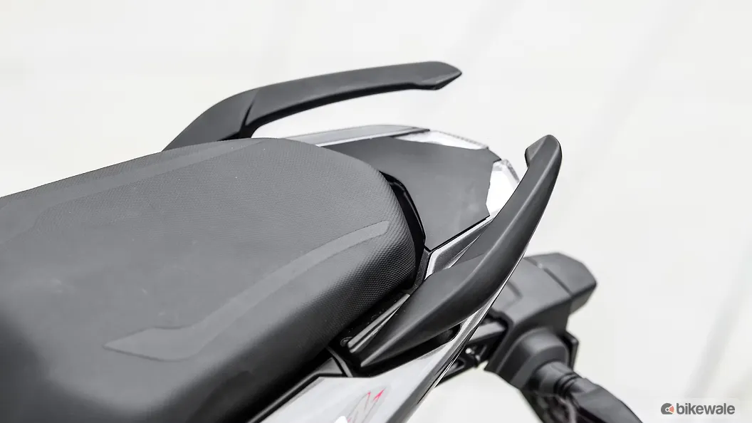 Bajaj Pulsar NS400Z Right Front Three Quarter Image – BikeWale