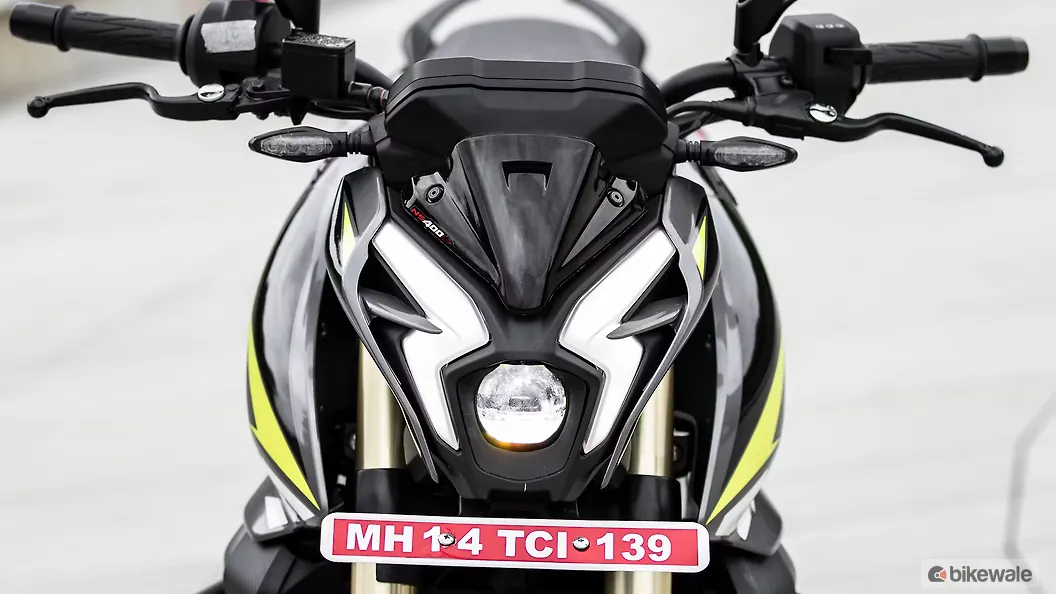 Bajaj Pulsar NS400Z Front Turn Indicators Image – BikeWale