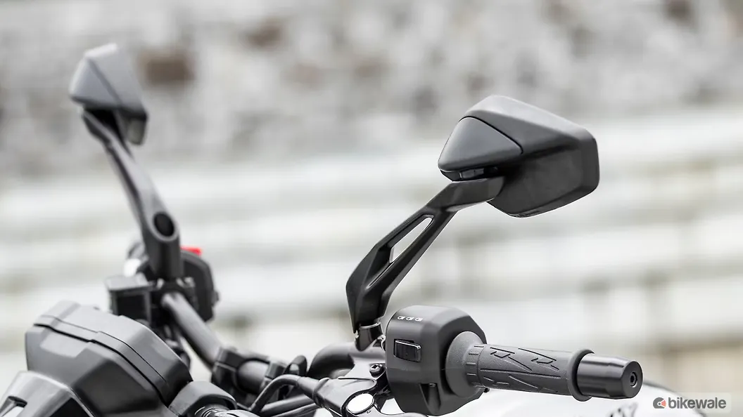 Bajaj Pulsar NS400Z Rear View Mirror Image – BikeWale