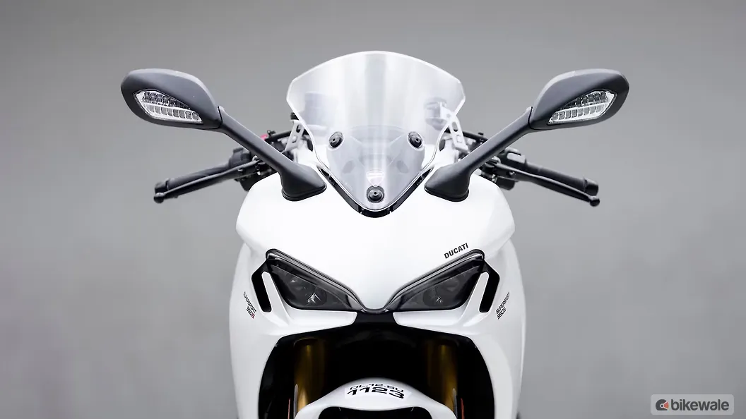 Ducati SuperSport Head Light Image – BikeWale